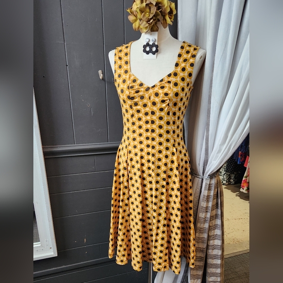 Effie's Heart | Dresses | Effies Heart Sleeveless Black Eyed Susan ...